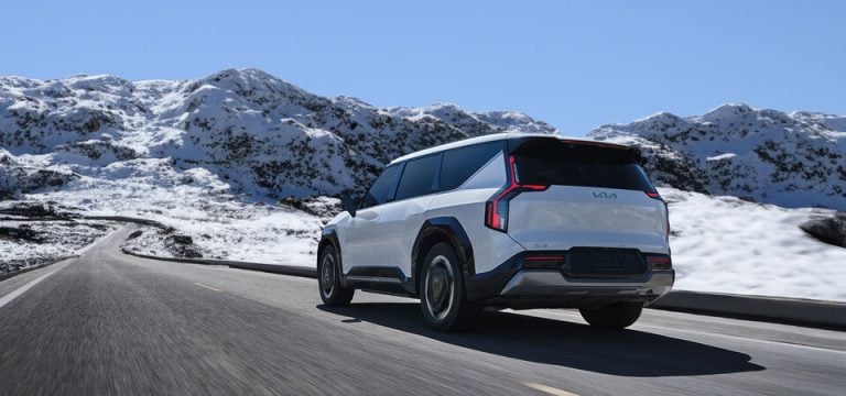 How Cold Temps Affect Range: Kia EVs in Canadian Winters | Go Kia West